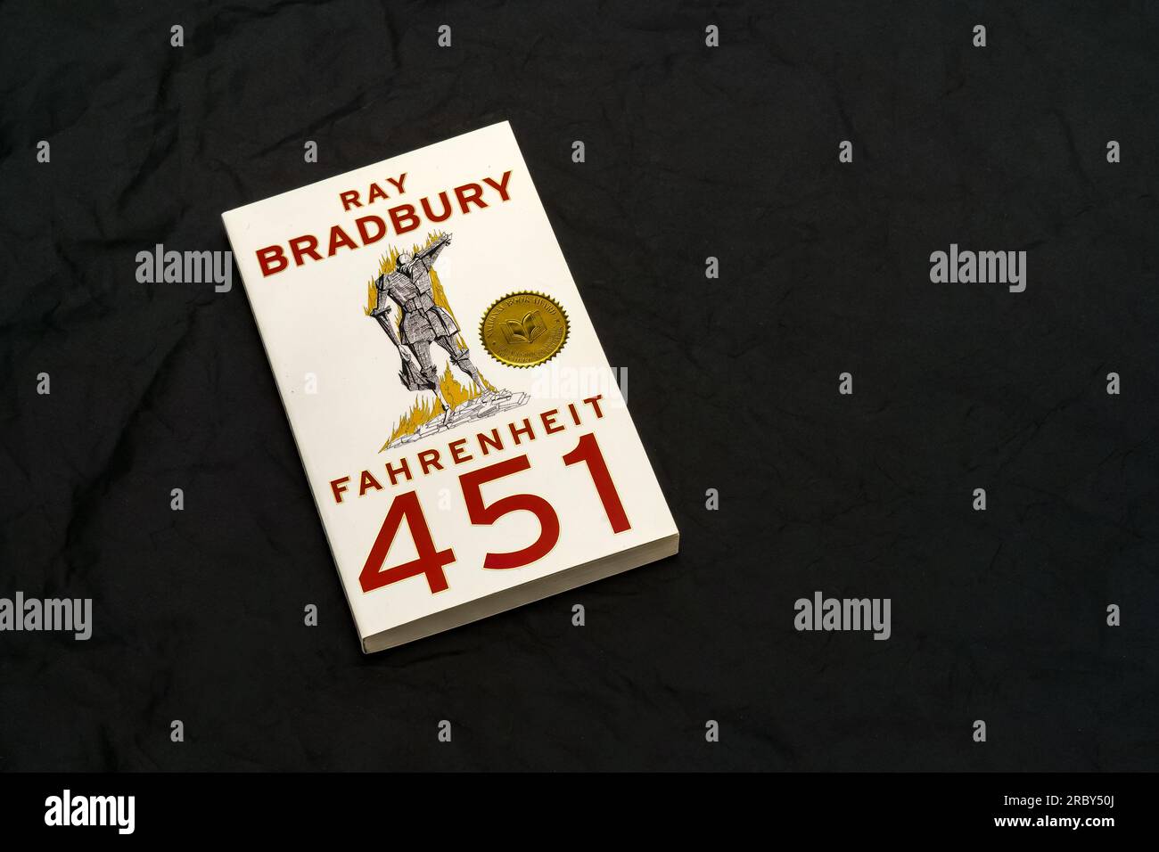 Fahrenheit 451 Salamander Logo