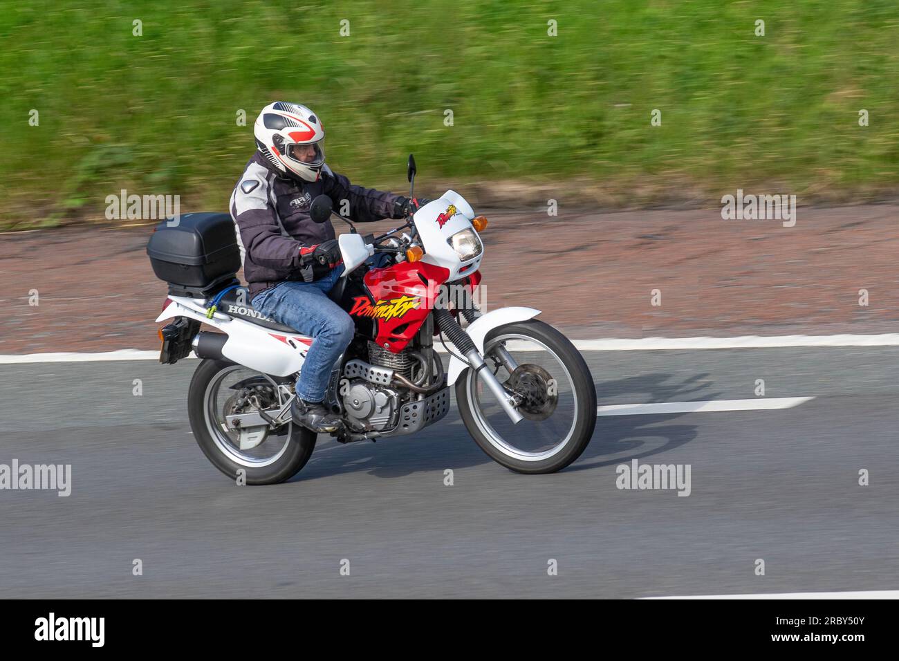 Honda NX650 Dominator 644cc, urban trailie a dual-sport motorcycle ...