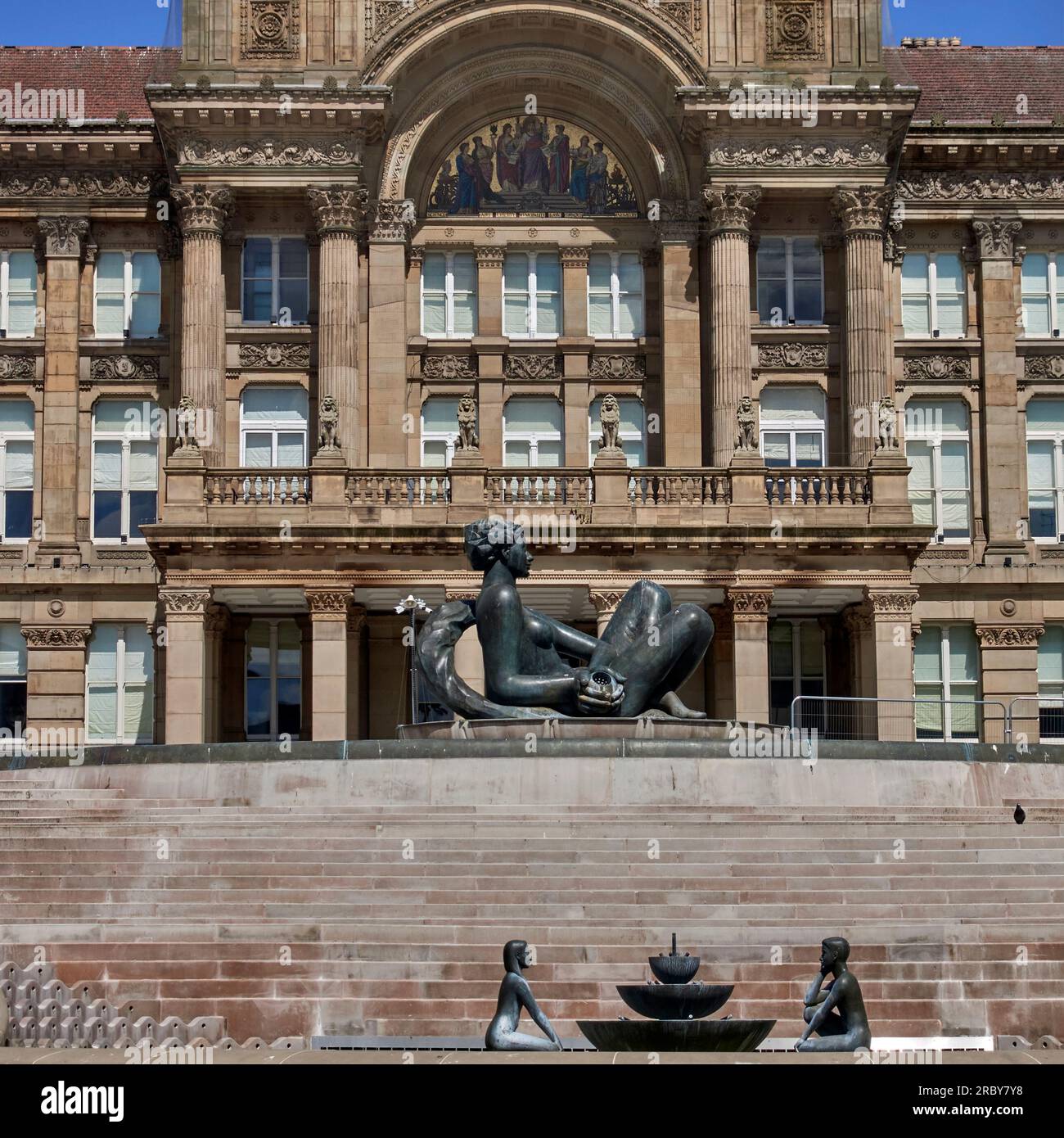 The floozie in the jacuzzi birmingham hi-res stock photography and ...