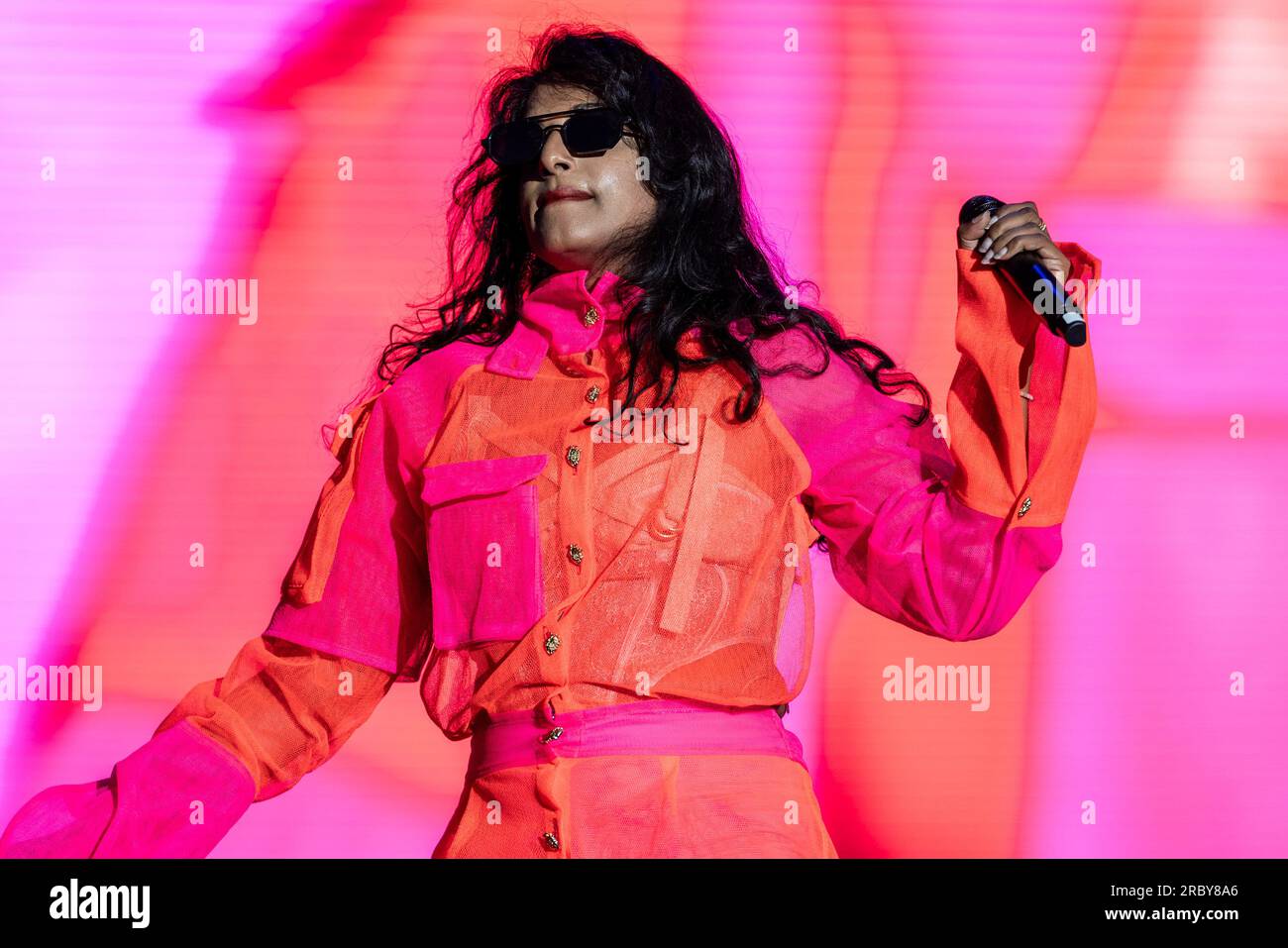 Mad cool hi-res stock photography and images - Alamy