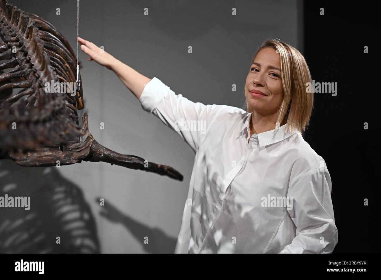 Which is expected to fetch 800 hi-res stock photography and images - Alamy