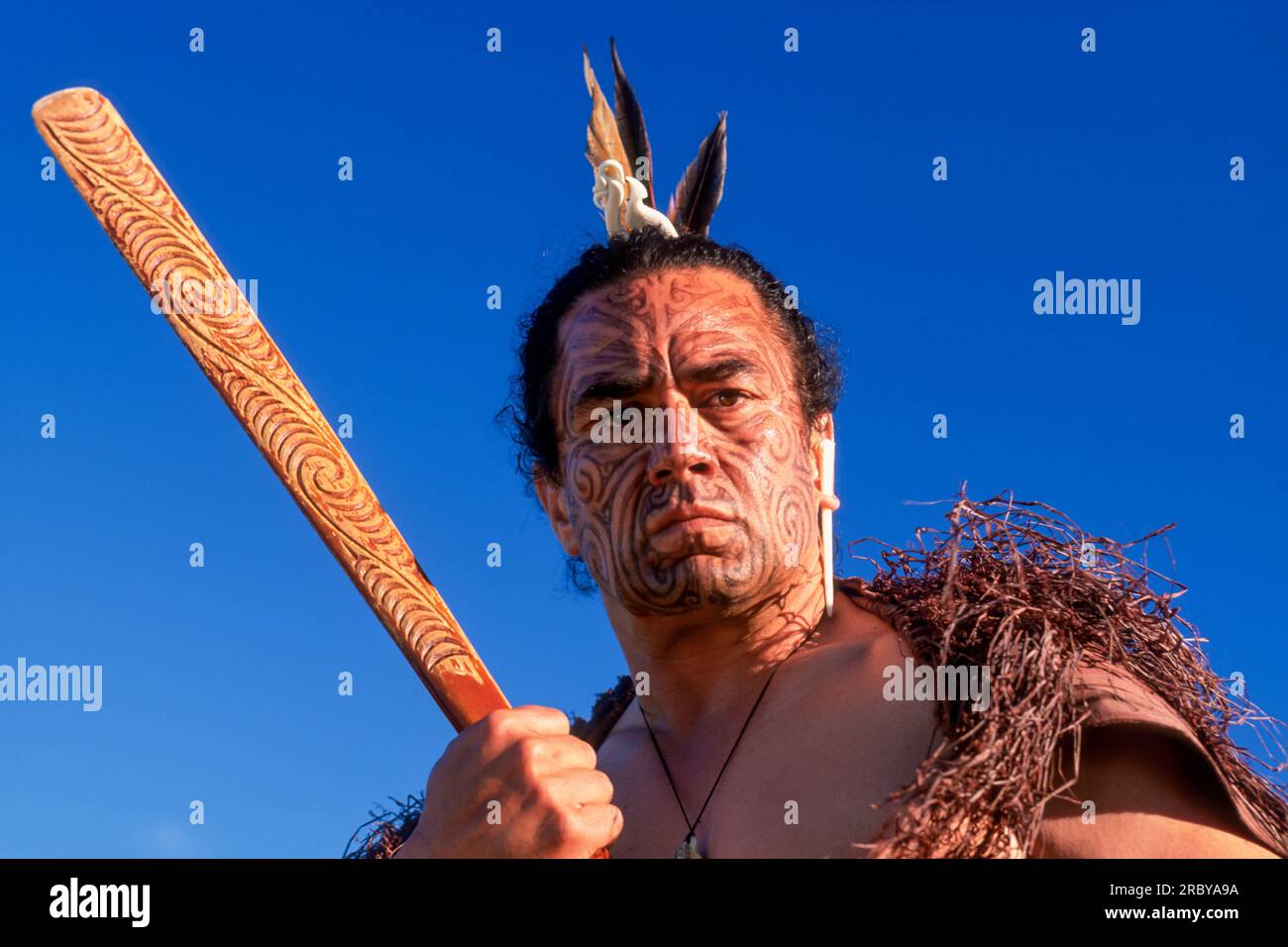 Maori traditional costume hi-res stock photography and images - Alamy