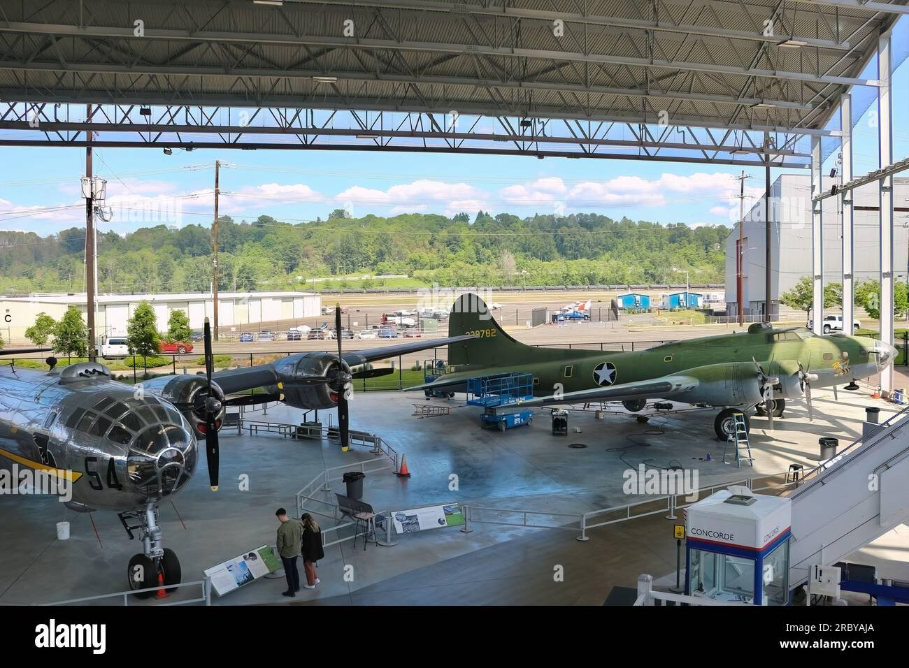 Boeing B-17F Flying Fortress and USAF Boeing B-29 Superfortress T ...