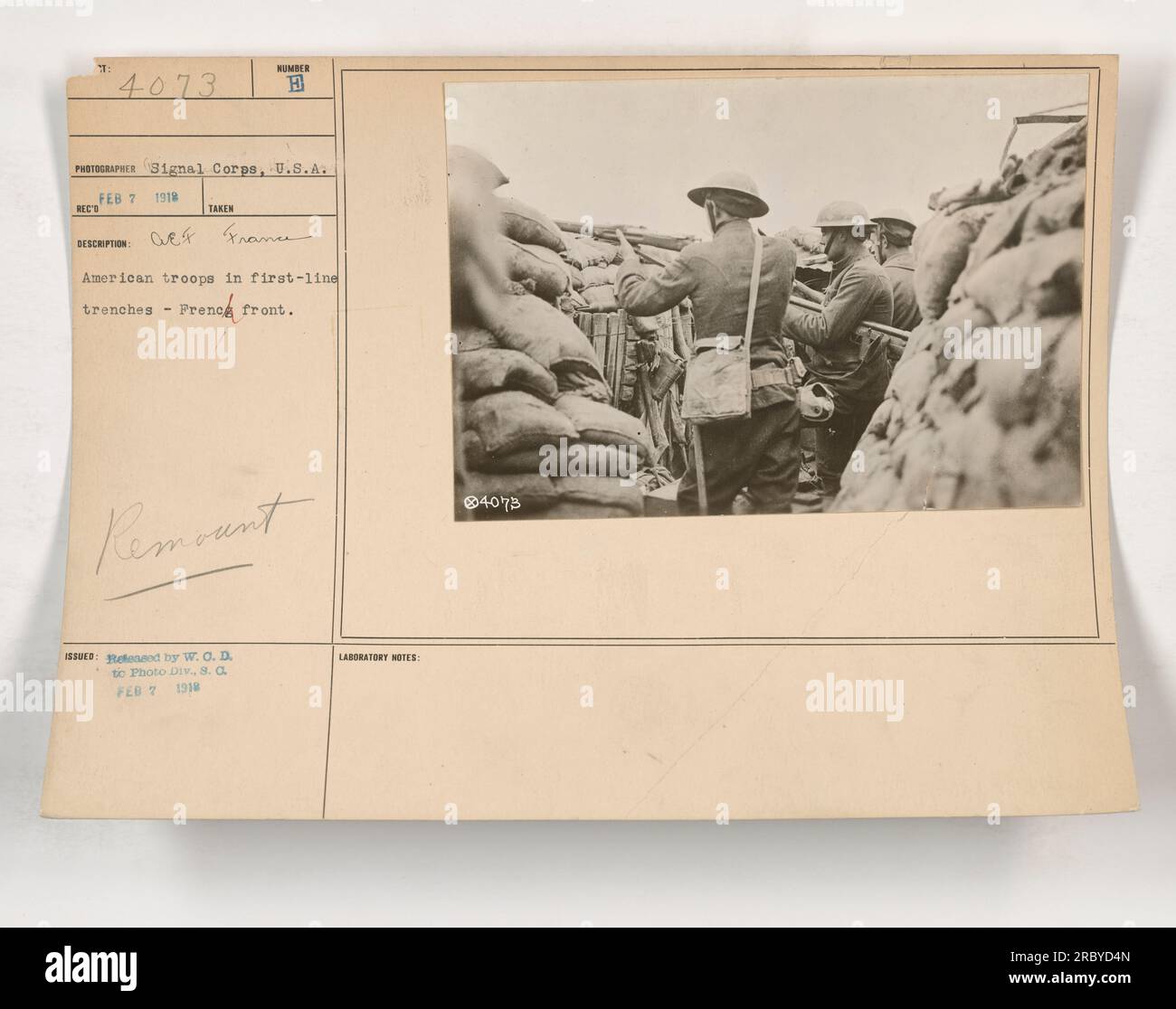 American soldiers stationed in the first-line trenches on the French ...