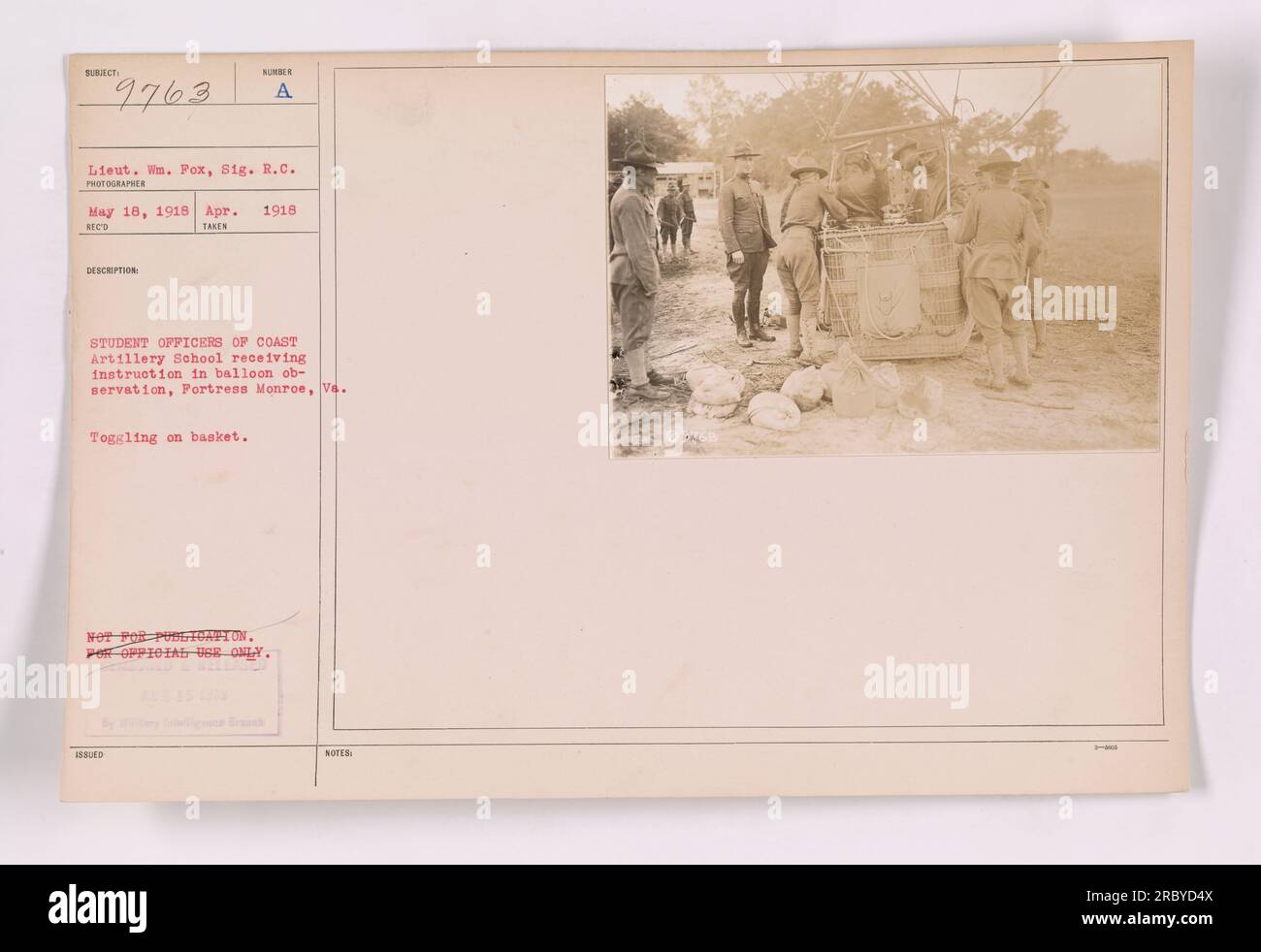 Instruction in balloon observation being received by student officers ...