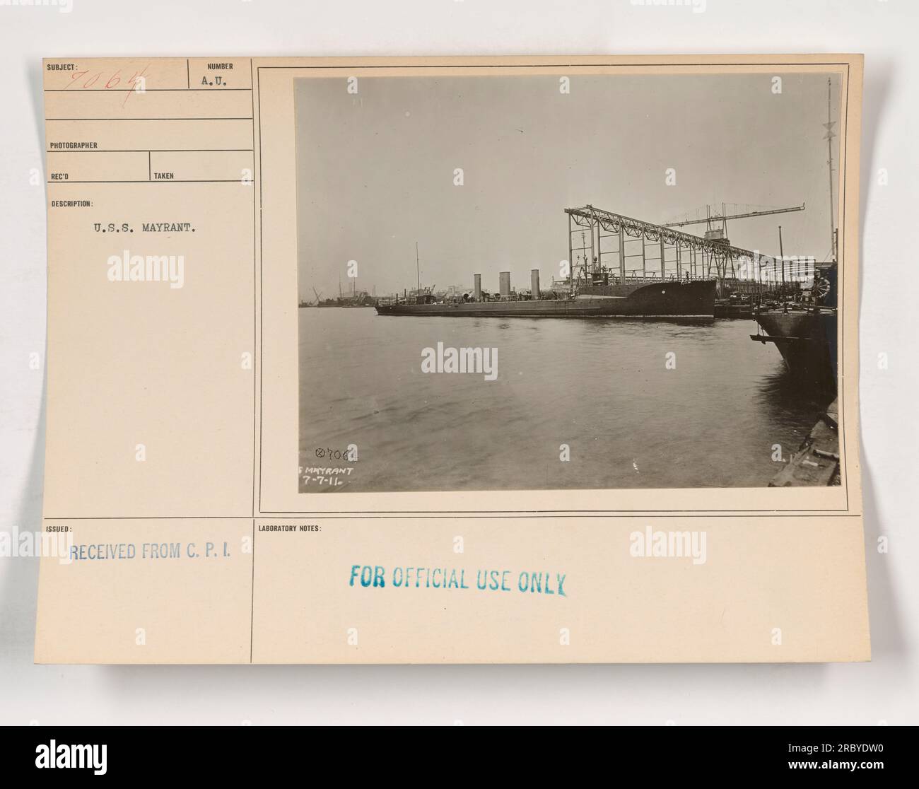 Uss mayrant photographs hi-res stock photography and images - Alamy