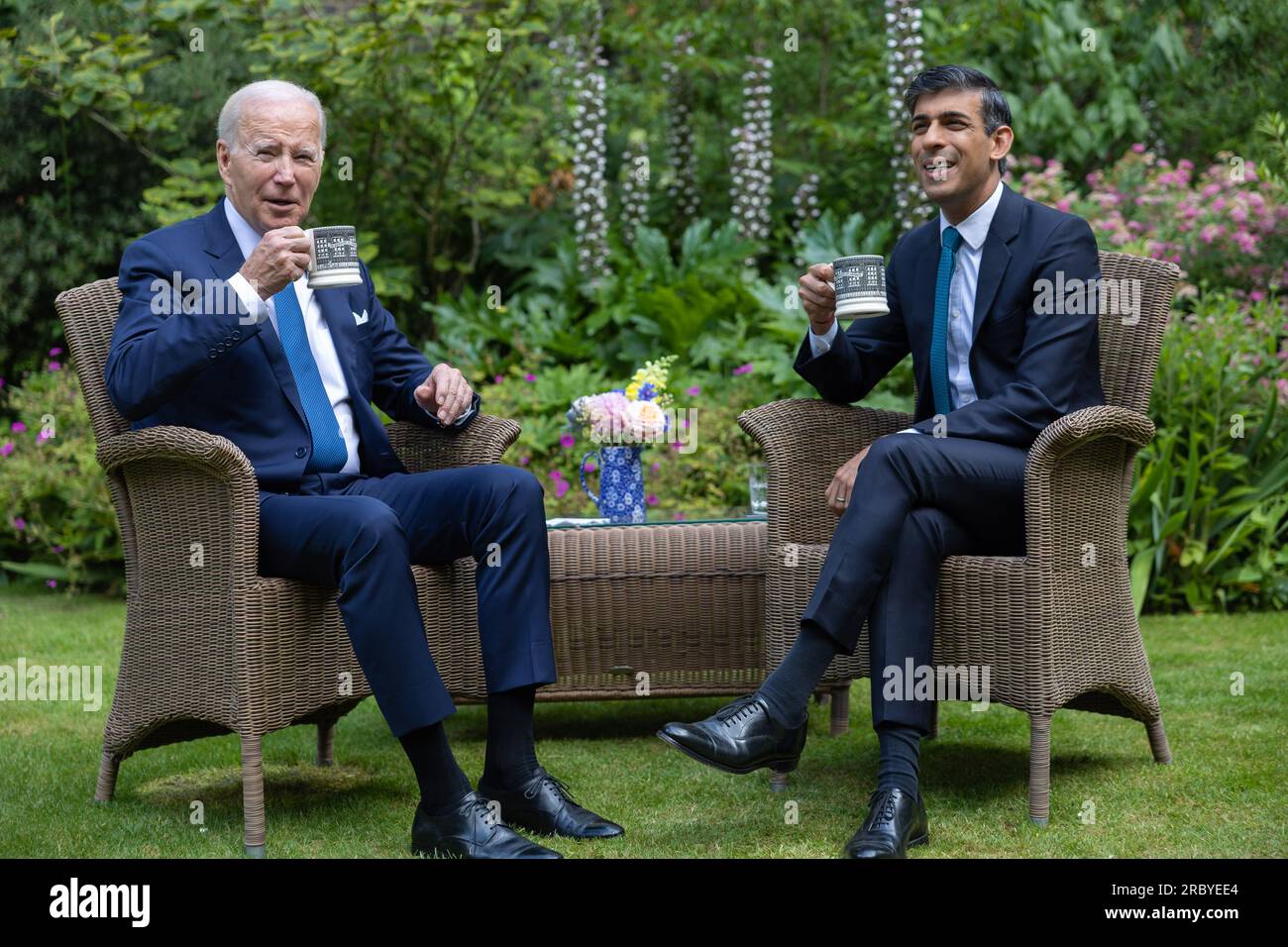 London, United Kingdom. 10th July, 2023. U.S President Joe Biden, left ...
