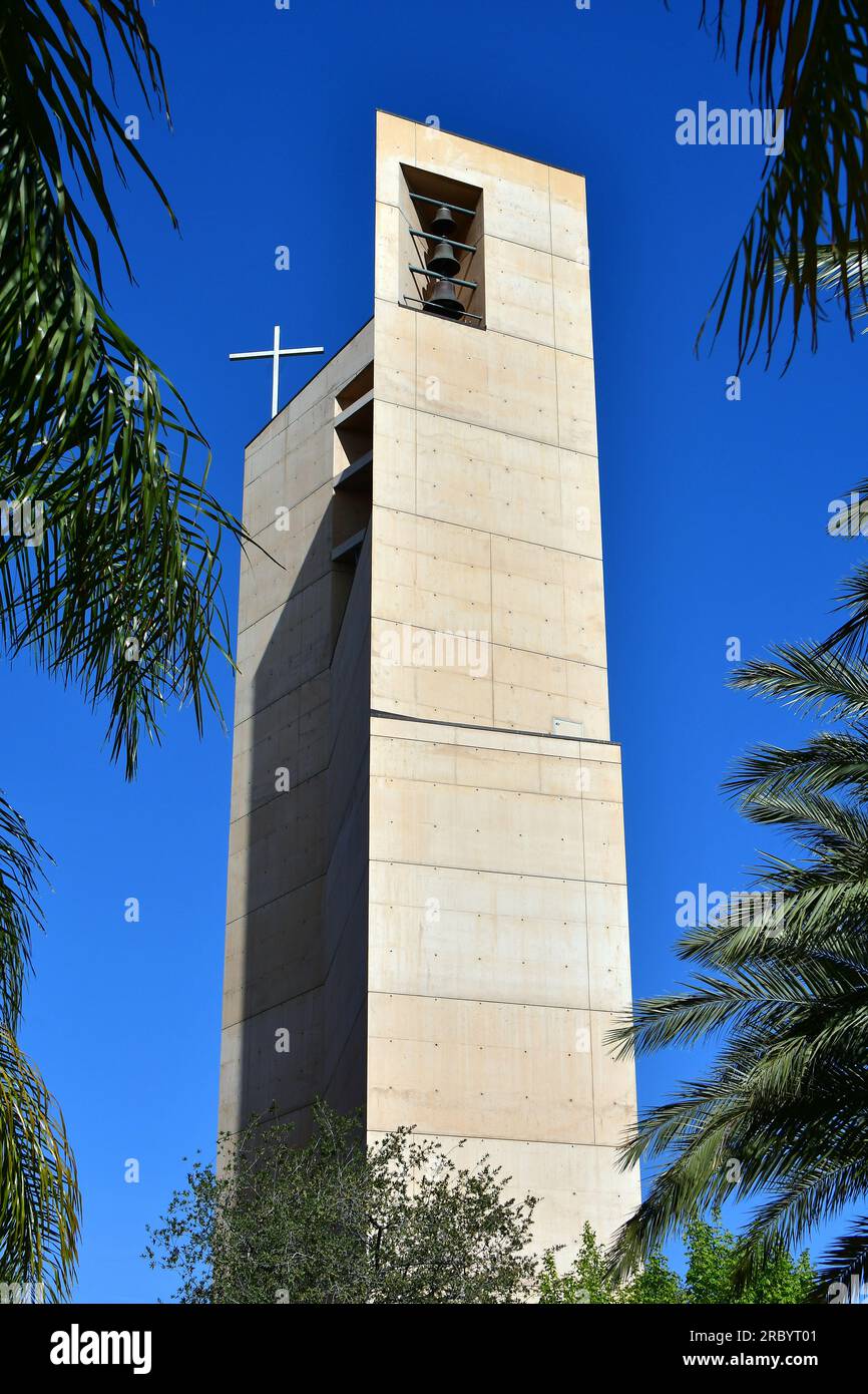 bell tower, Los Angeles Cathedral, Cathedral of Our Lady of the Angels ...