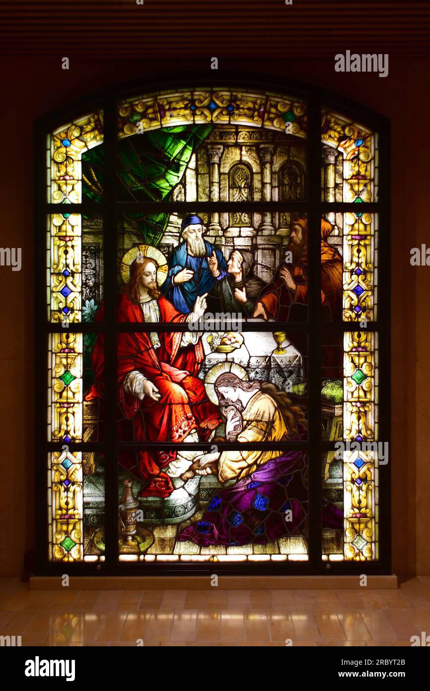 Catholic church interior stained glass united states hi-res stock ...