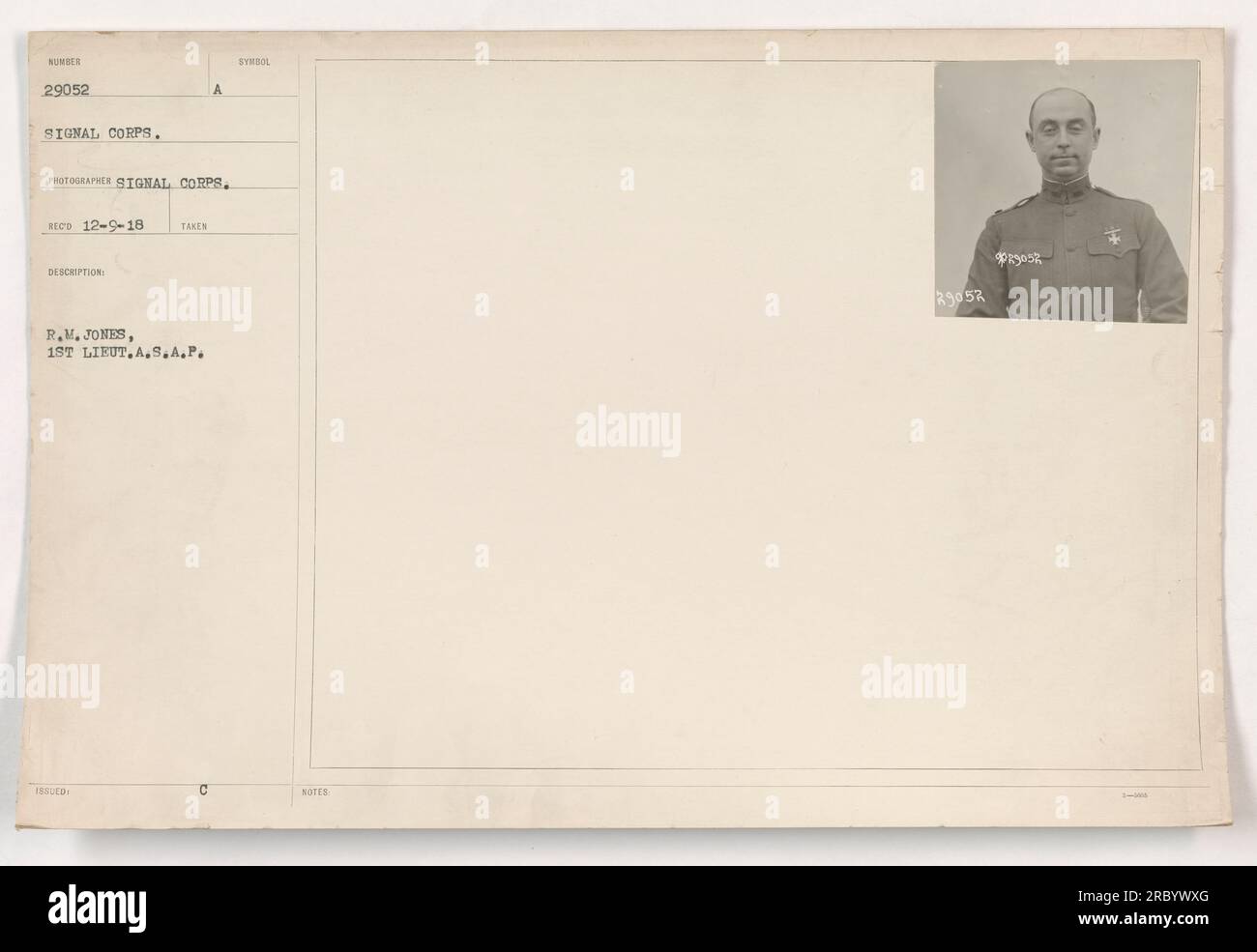 9th field signal hi-res stock photography and images - Alamy