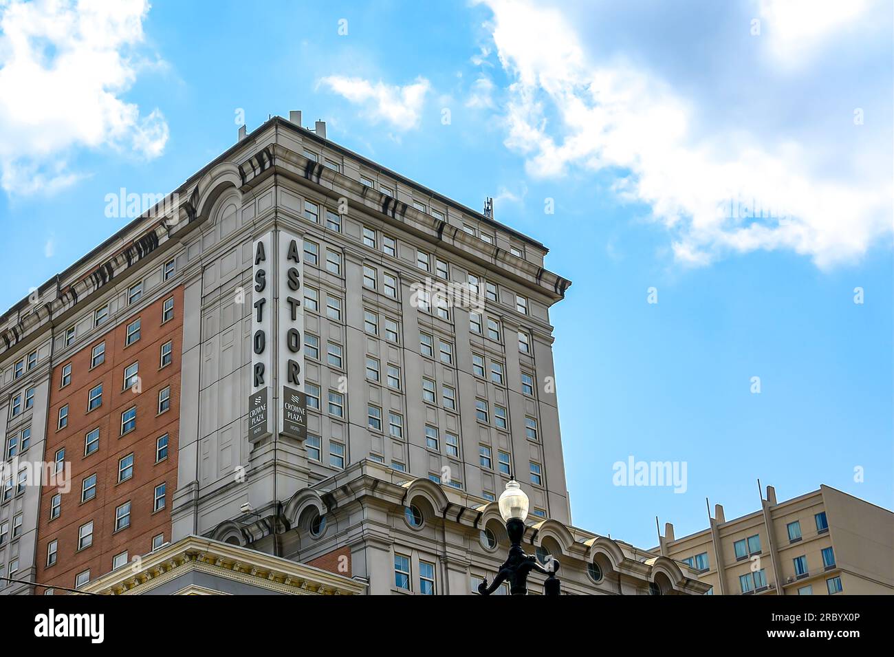 La plaza crowne hi-res stock photography and images - Alamy