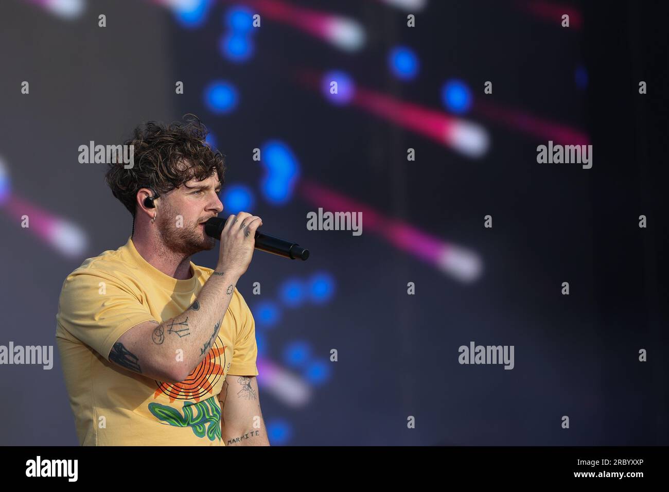 Tom Grennan, the poster and artist sings and performs live for the ...