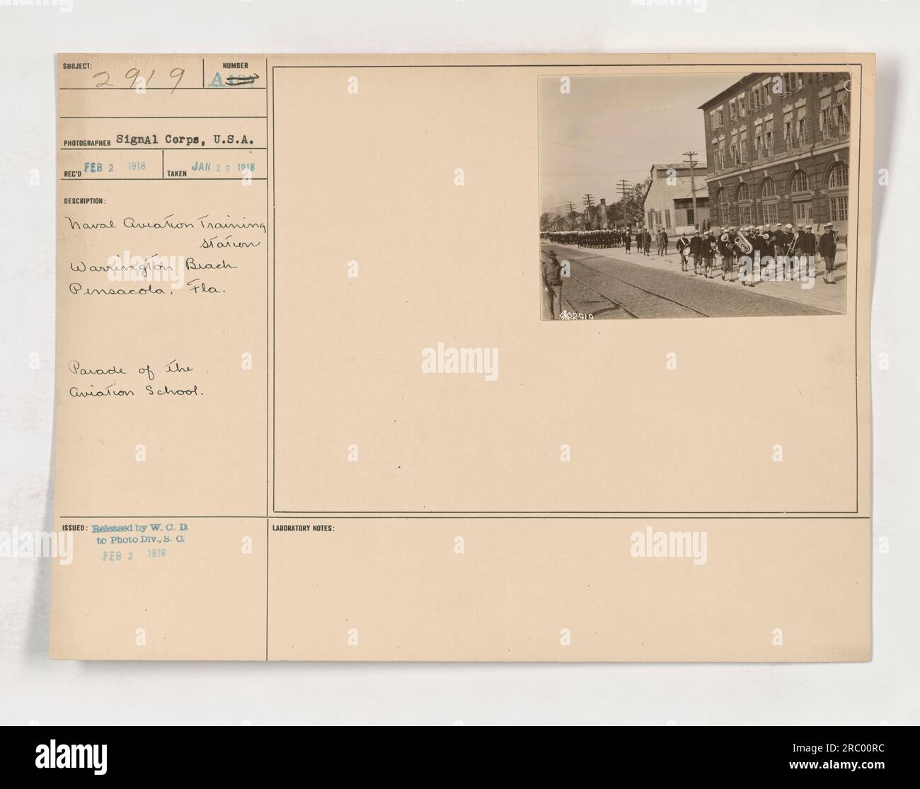 American signal corps vehicles hi-res stock photography and images - Alamy