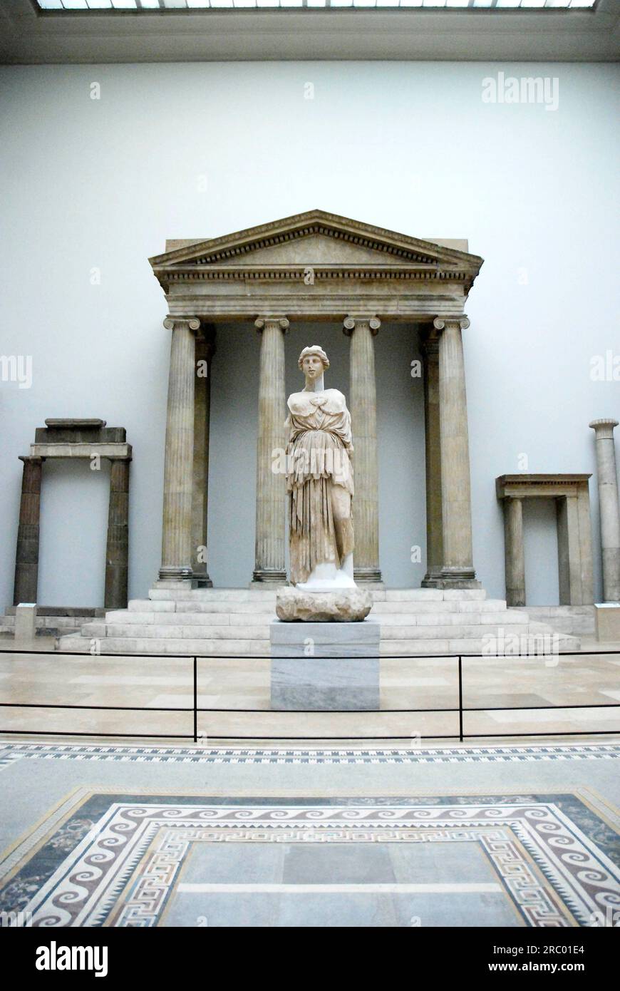 Pergamon museen hi-res stock photography and images - Alamy