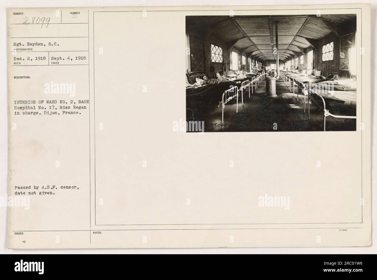 Soldiers receiving medical care in Ward No. 2 of Base Hospital No. 17 ...