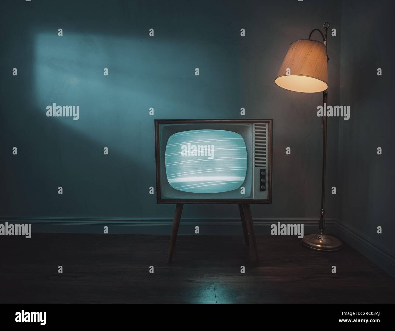 Empty room night hi-res stock photography and images - Alamy