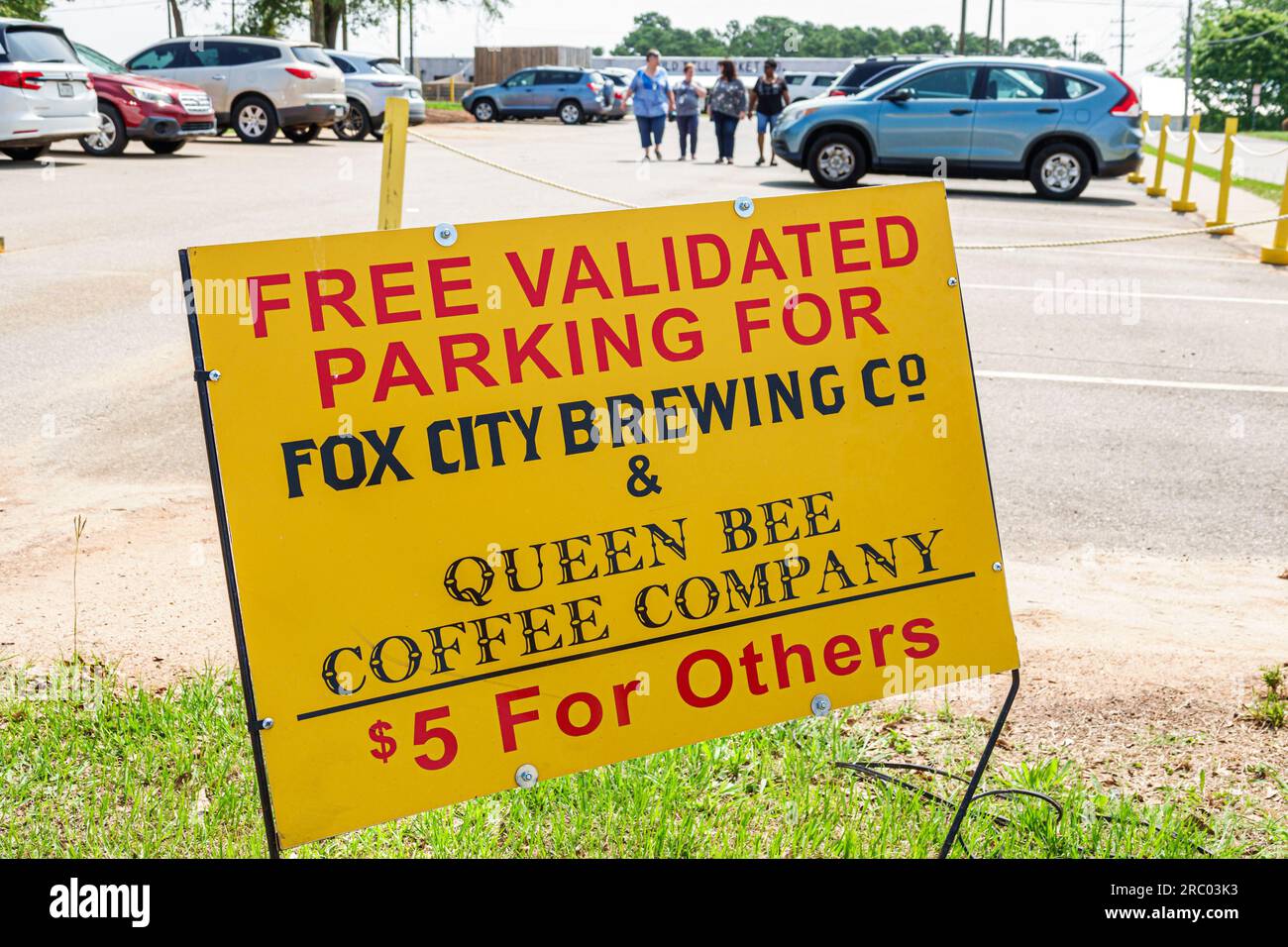 Free validated parking sign hi-res stock photography and images - Alamy