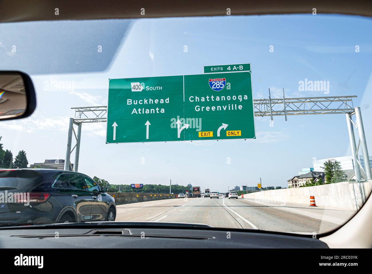 Highway overhead sign buckhead hi-res stock photography and images - Alamy