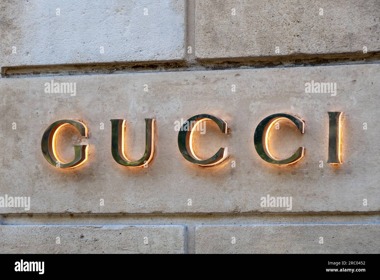 Kering logo hi-res stock photography and images - Alamy