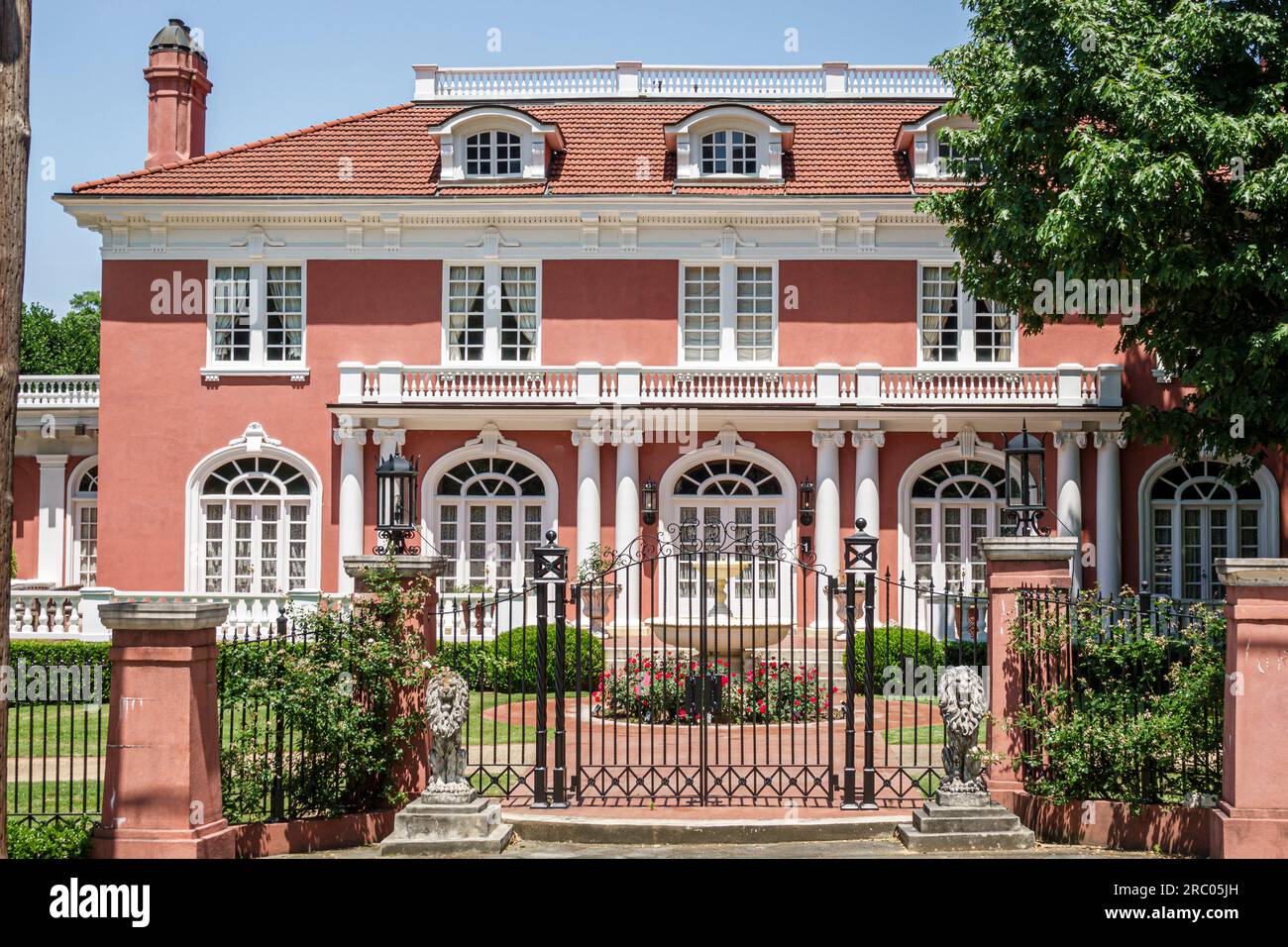 Atlanta Georgia,Ansley Park,house home mansion gate Stock Photo - Alamy