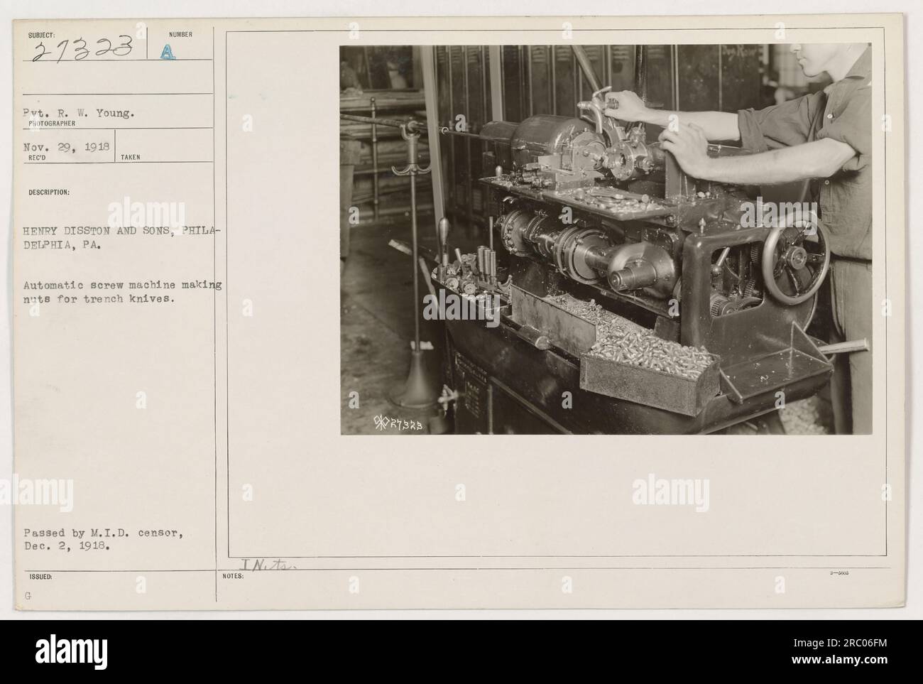 Trench knives hi-res stock photography and images - Alamy