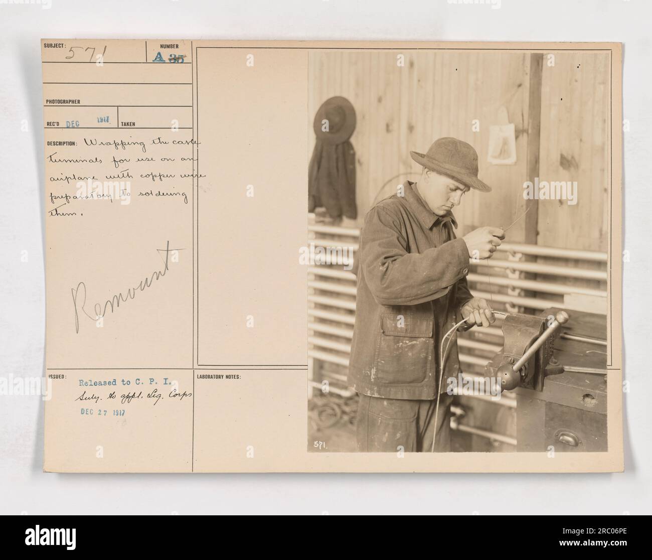 Soldering terminals hi-res stock photography and images - Alamy