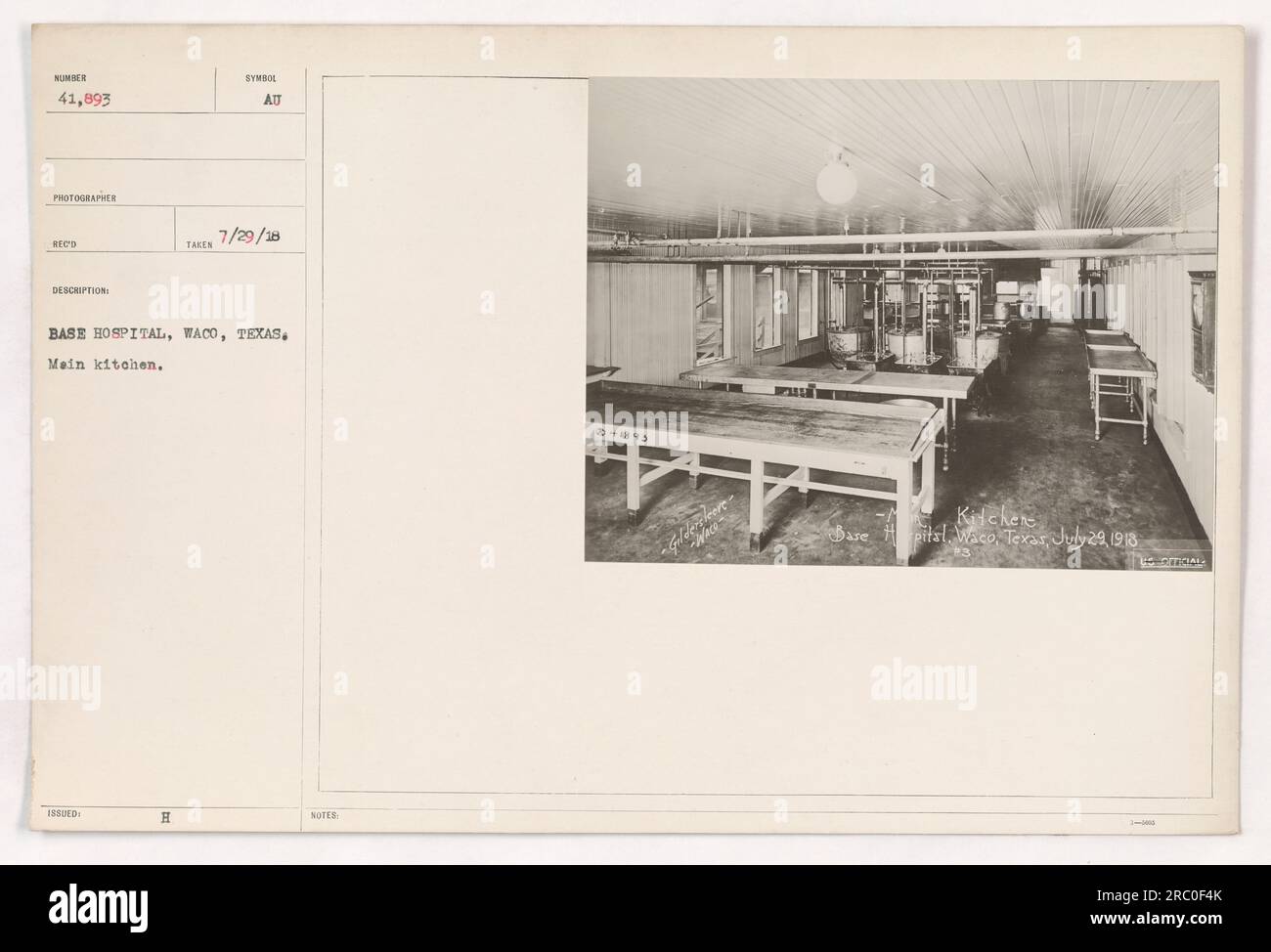 Soldiers working in the main kitchen at Base Hospital, Waco, Texas. The ...