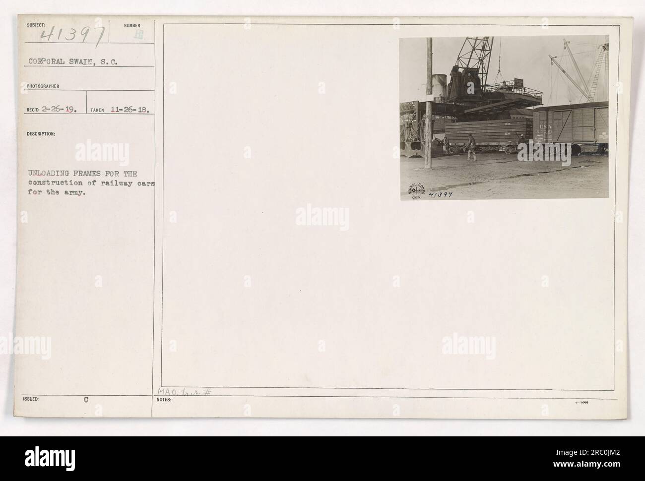 Unloading frames hi-res stock photography and images - Alamy