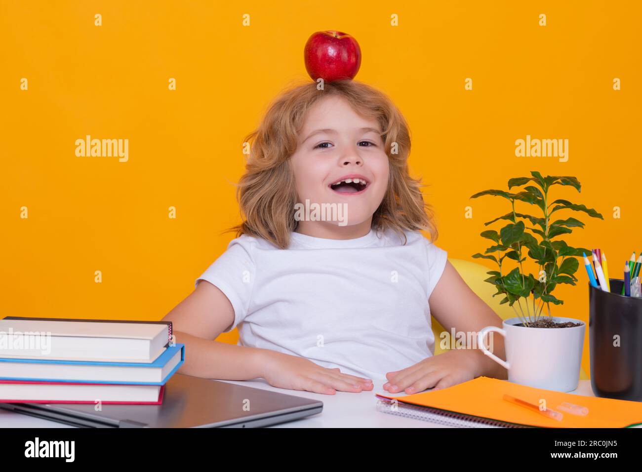 Funny pupil with apple an head. School kids. Child from elementary ...