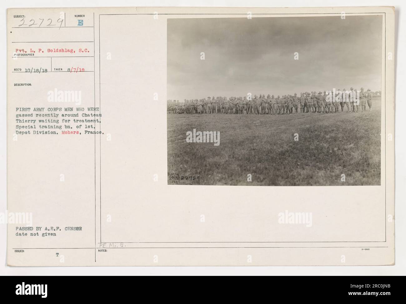 Gassed soldiers in chateau thierry hi-res stock photography and images ...