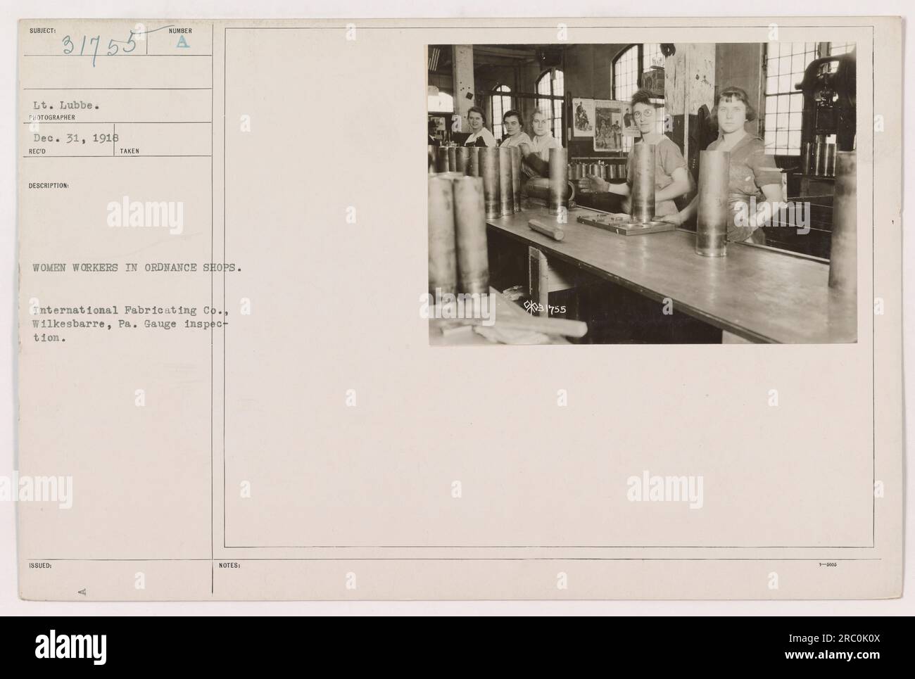 American military manufacturing inspections hi-res stock photography and images - Alamy