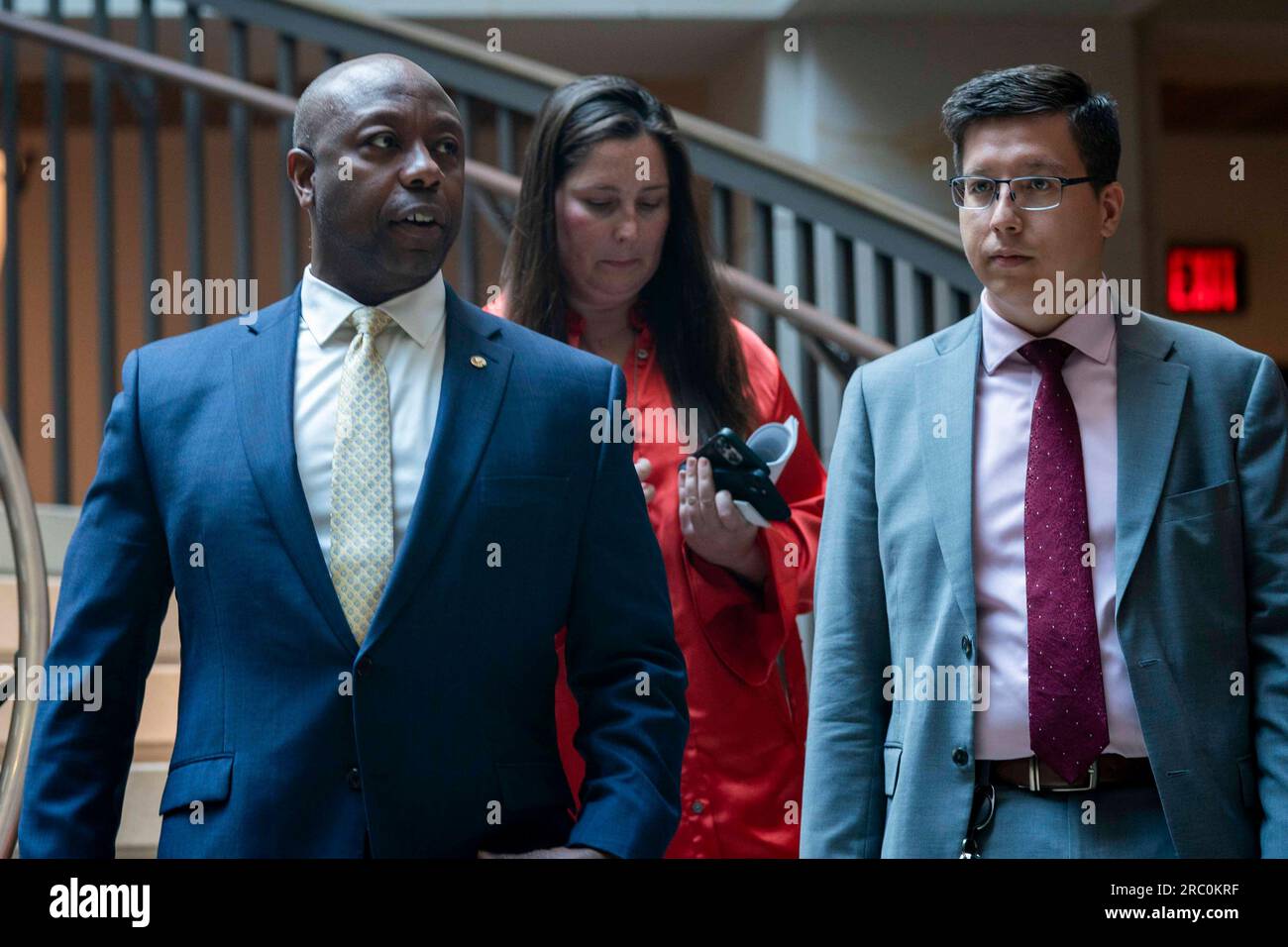 Artificial intelligence briefing hi-res stock photography and images ...