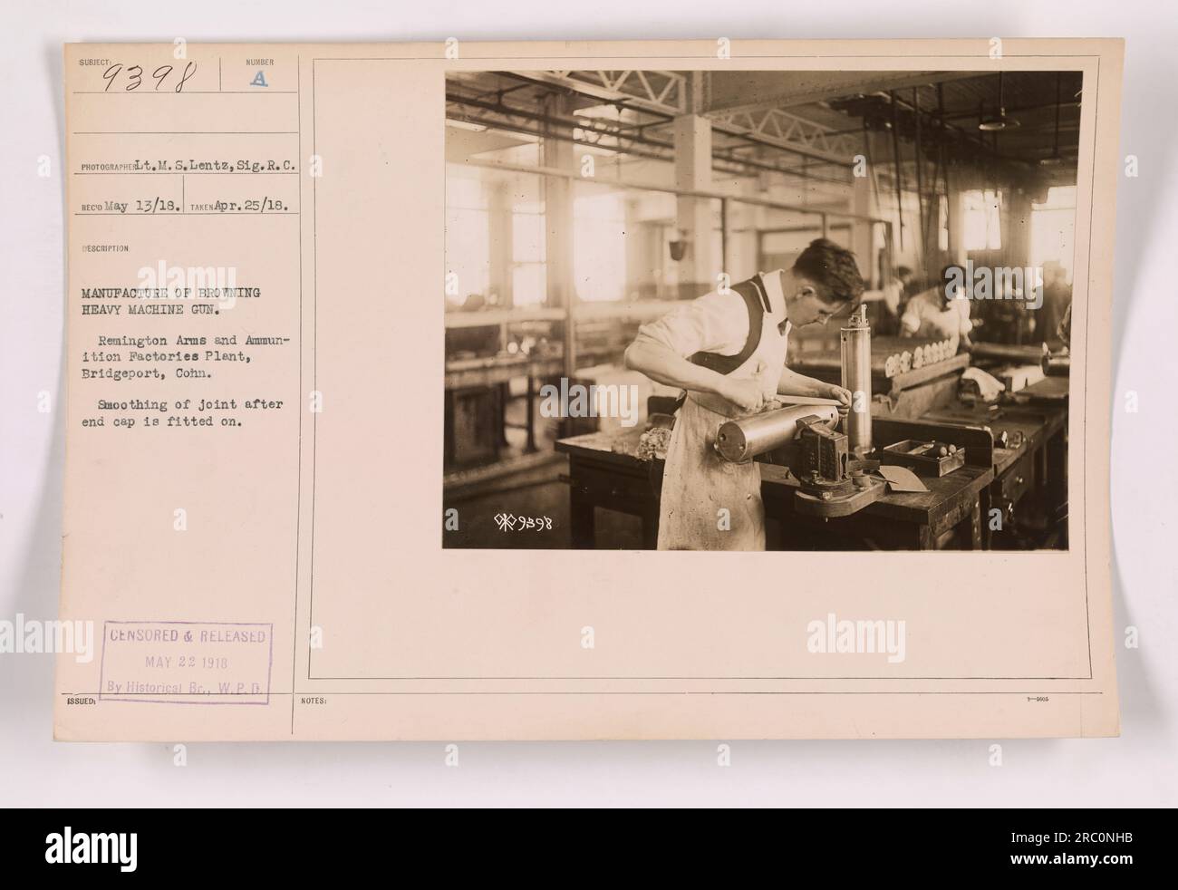 Heavy gun manufacturing hi-res stock photography and images - Alamy