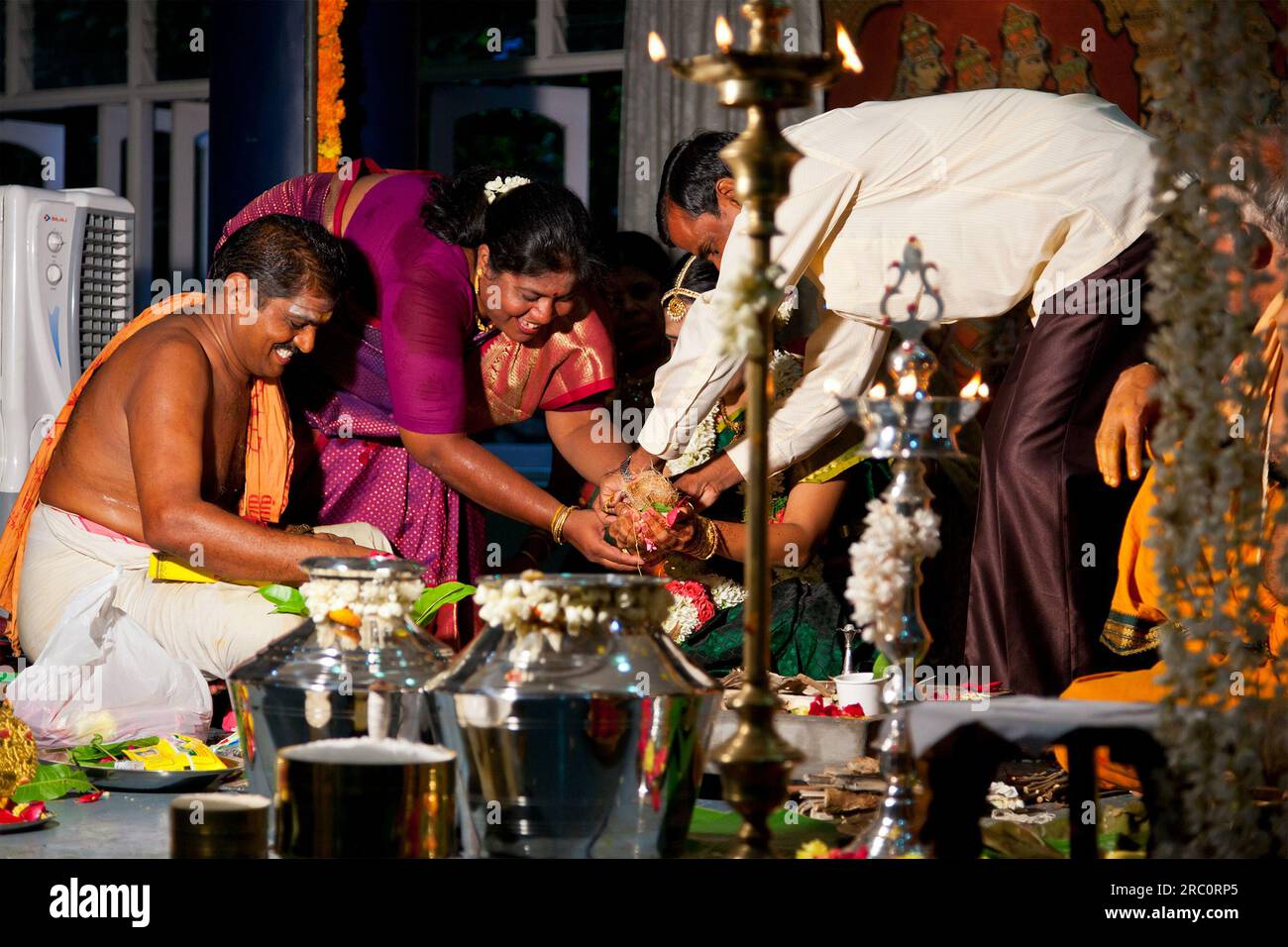 CHENNAI, INDIA - AUGUST 29: Indian (Tamil) Traditional Wedding C Stock Photo - Alamy