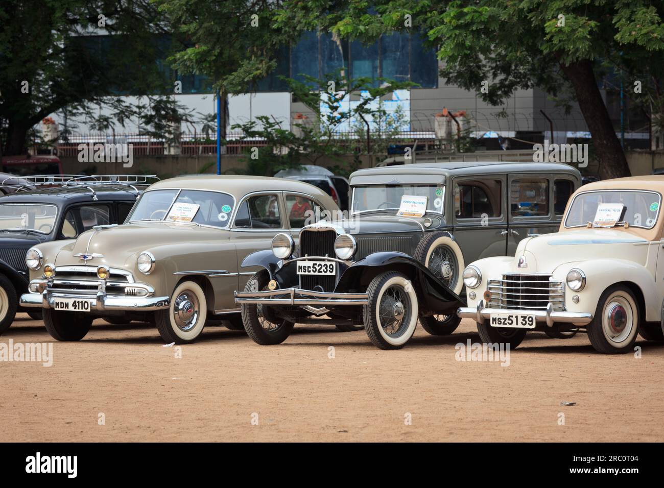 Vauxhall Velox 1951, Dodge 1931 and Chevrolet Fleet Master retro ...