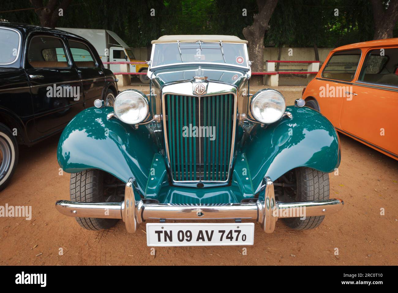 MG (retro vintage car) on Heritage Car Rally 2011 of Madras Heritage ...