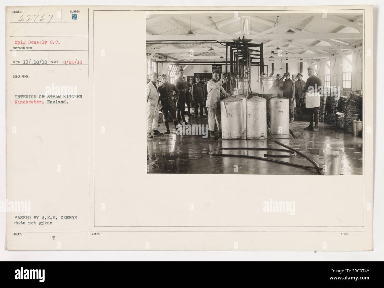 Interior of a steam kitchen in Winchester, England during World War One ...