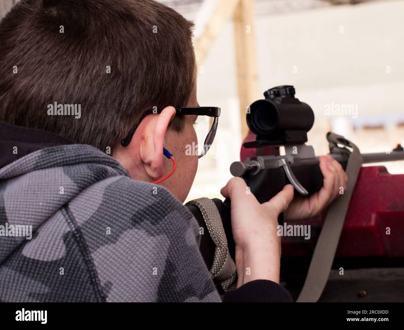 Junior shooter hi-res stock photography and images - Alamy