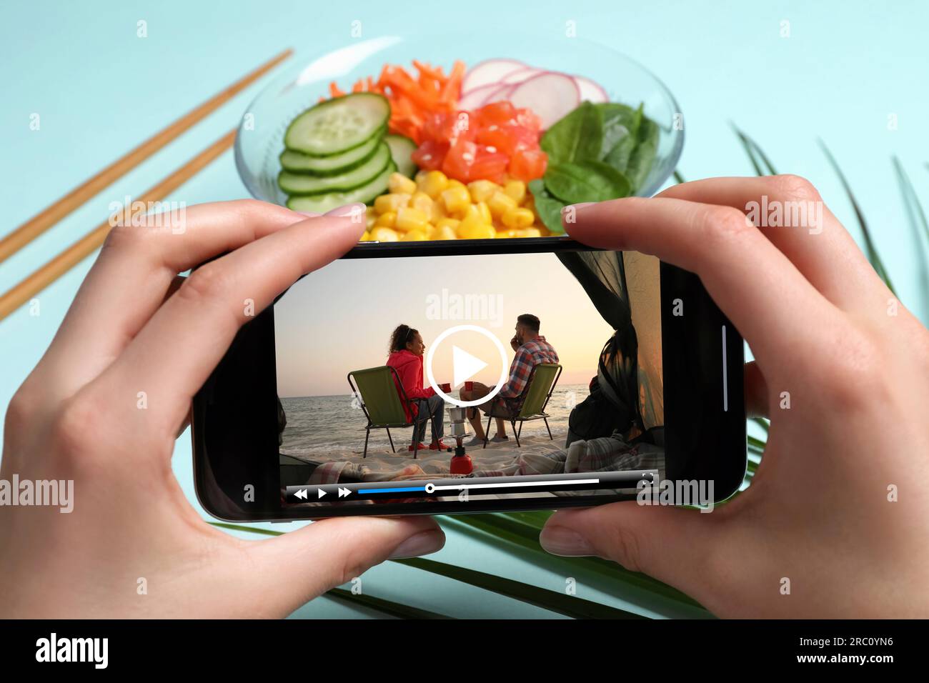 Light lunch tv show hi-res stock photography and images - Alamy