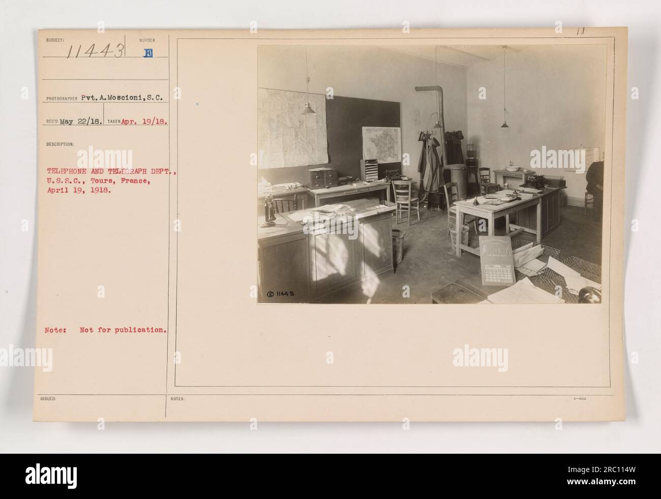 Department of telegraph operators hi-res stock photography and images ...