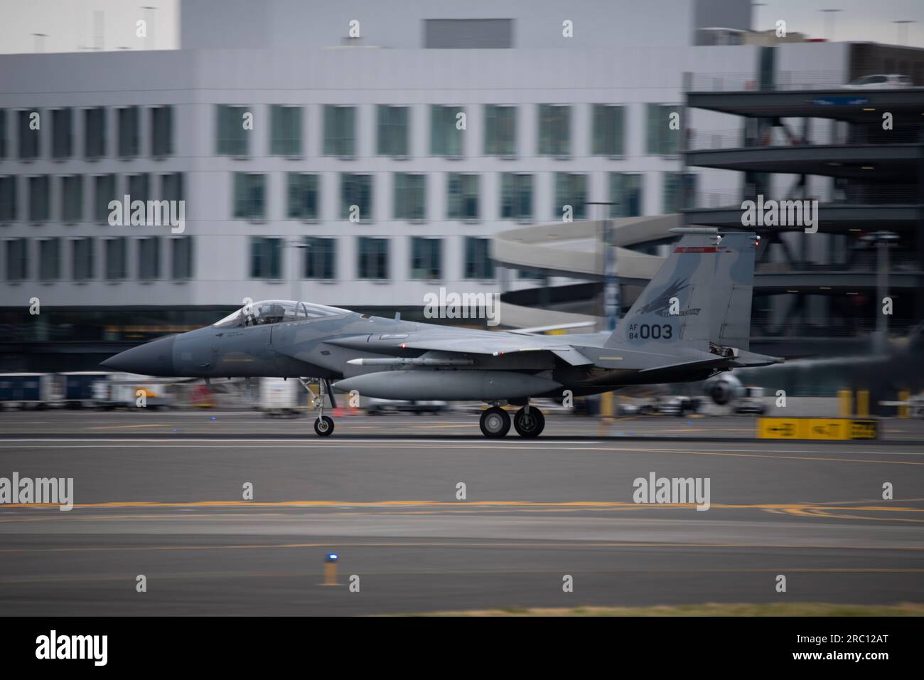 An F-15 Eagle from the Oregon Air National Guard's 123rd Fighter ...