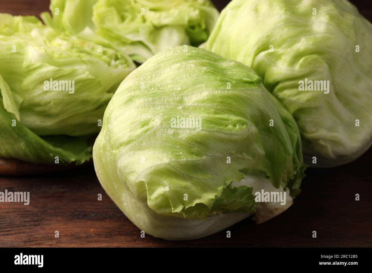 Fresh iceberg lettuce heads hi-res stock photography and images - Alamy