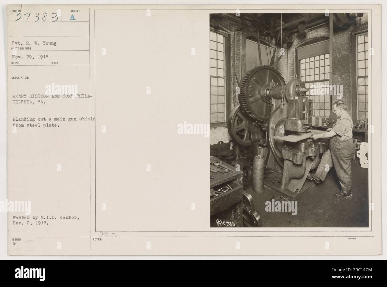 Main gun shield hi-res stock photography and images - Alamy