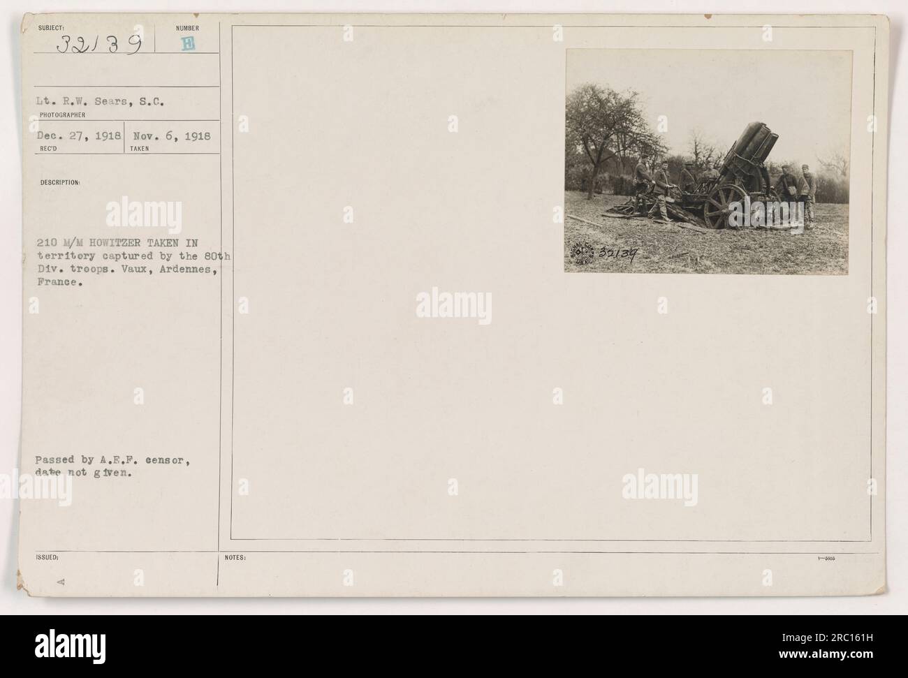 210mm howitzer hi-res stock photography and images - Alamy