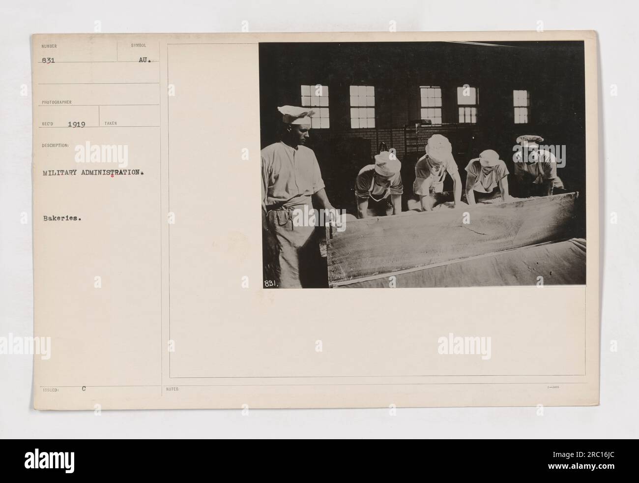 This image, captured in 1919 by the photographer WUNDER, shows the ...