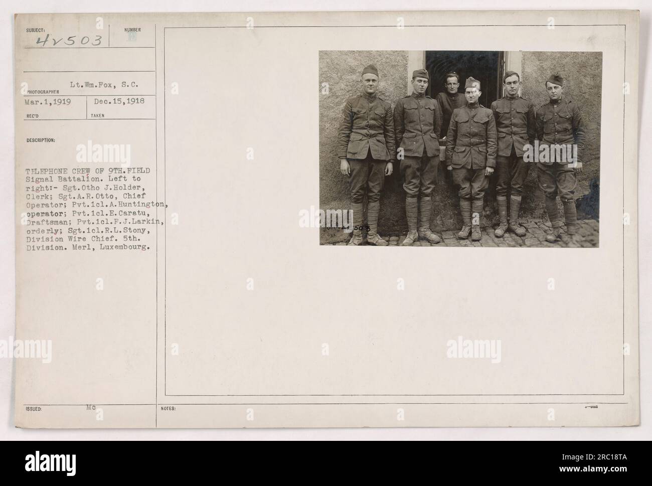 American soldiers of the 9th Field Signal Battalion from the 5th ...