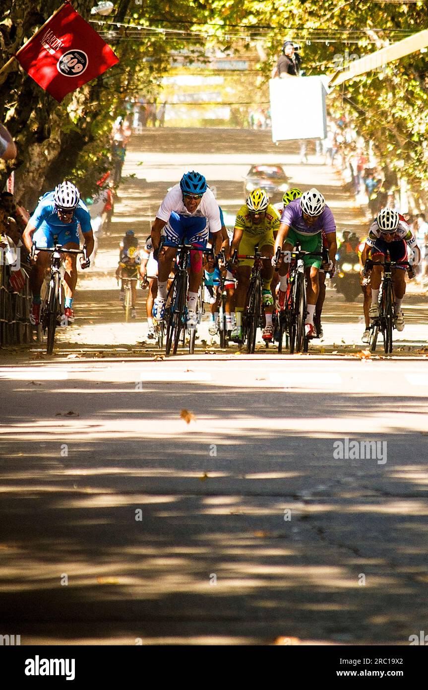 Cycling racing sports hi-res stock photography and images - Alamy