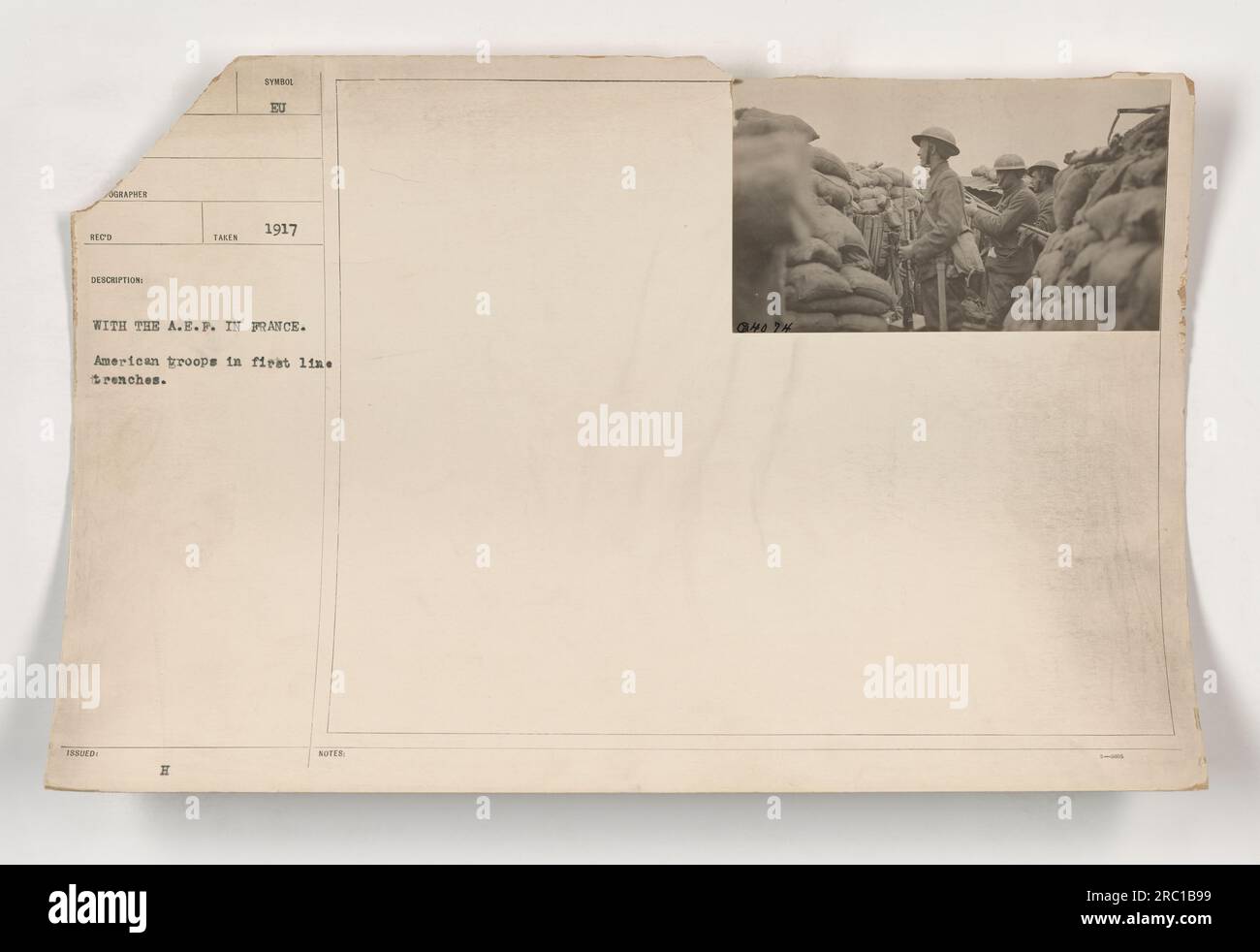 American soldiers take cover in the first line trenches in France ...