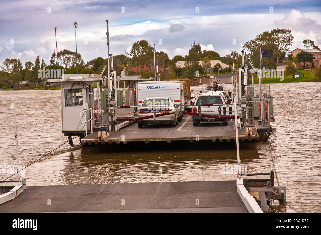 Vehicular ferry crossing the Murray River at Mannum on the South ...