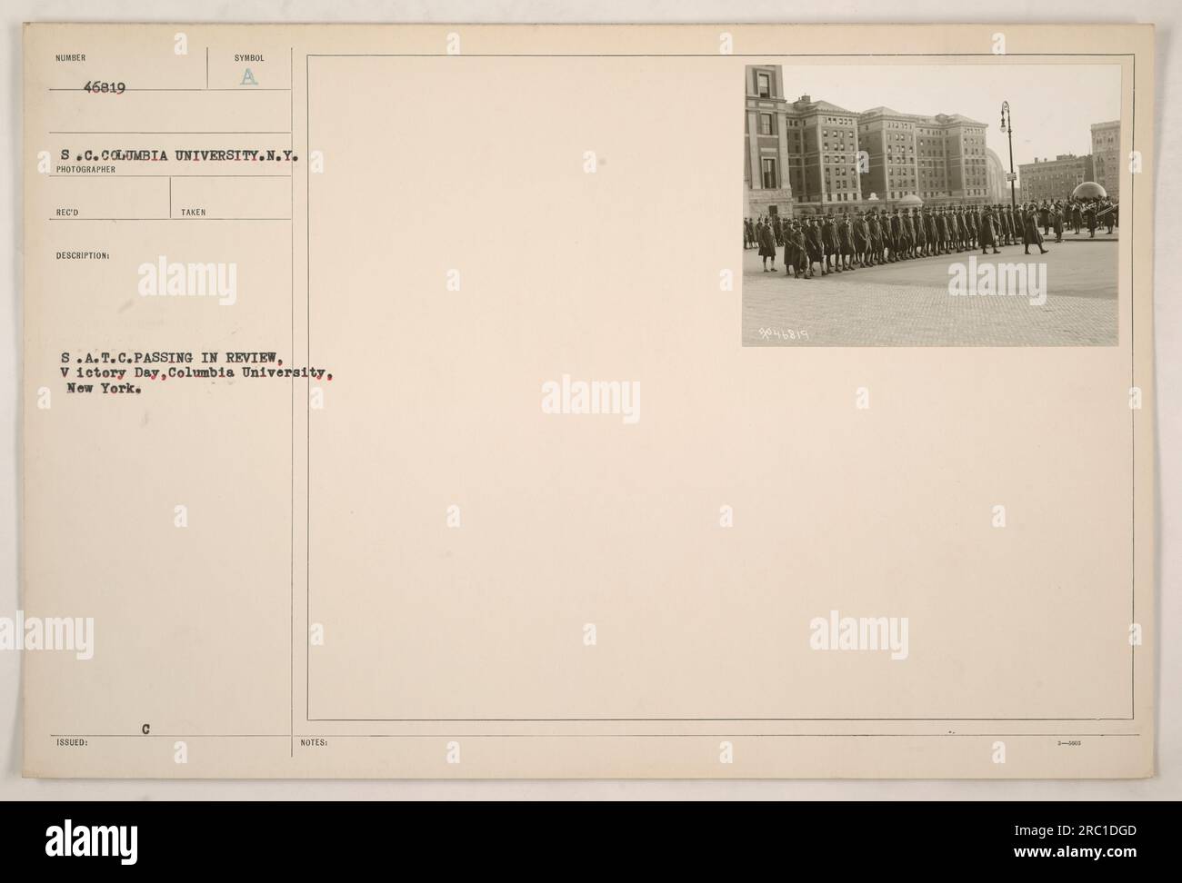 Soldiers from the Student Army Training Corps (S.A.T.C.) pass in review ...